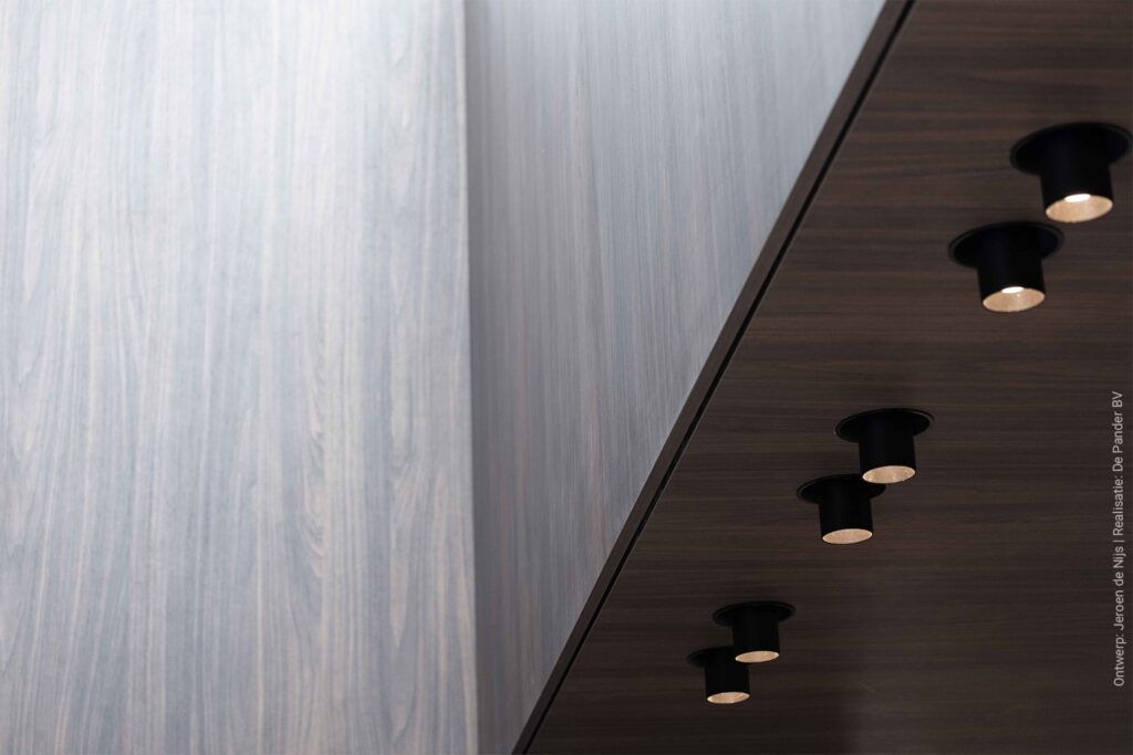 LS17 Poro Noce - Ontdek de collectie plaatmateriaal | DecoLegno